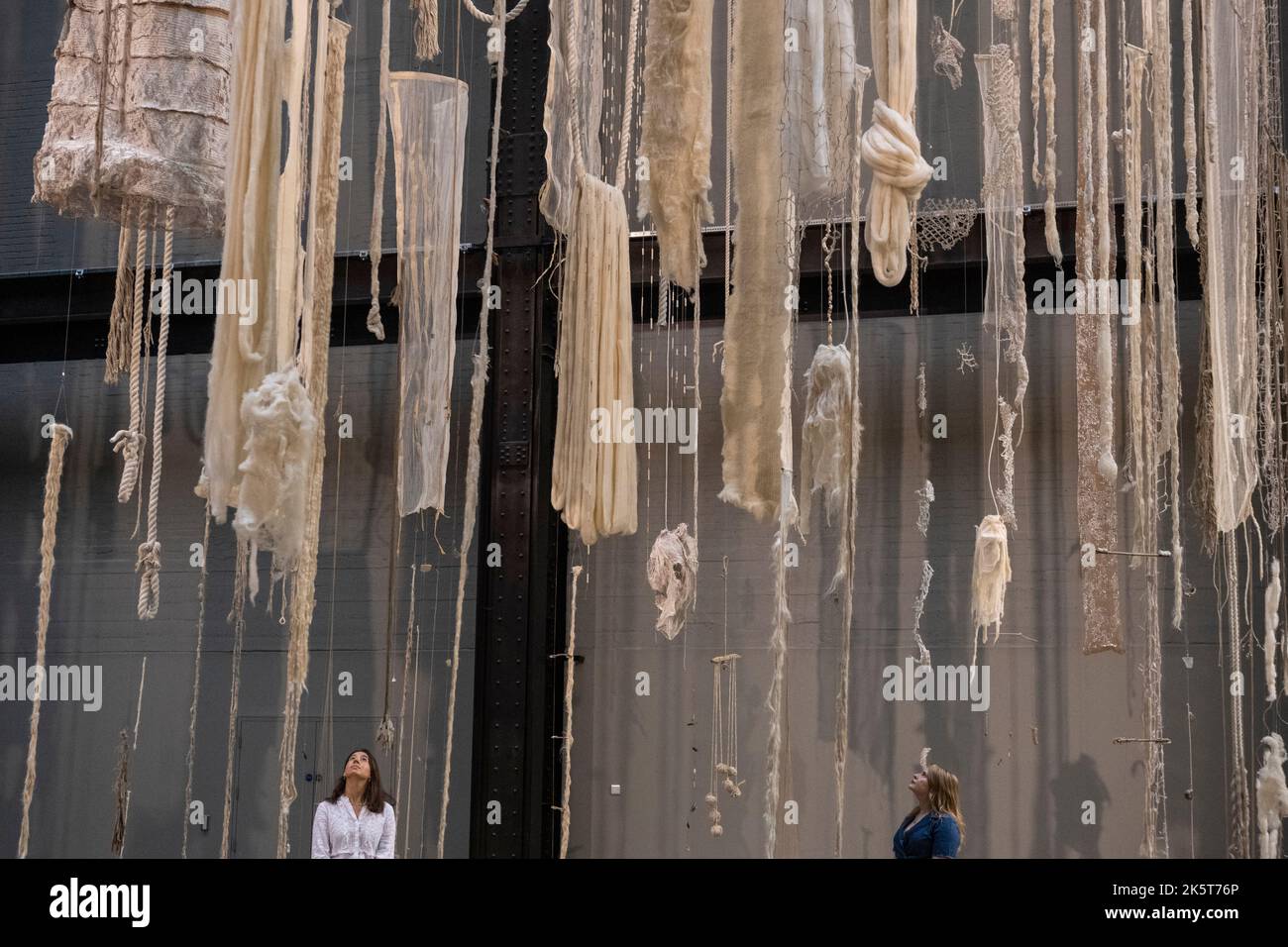 Cecilia vicuna tate modern hi-res stock photography and images - Alamy