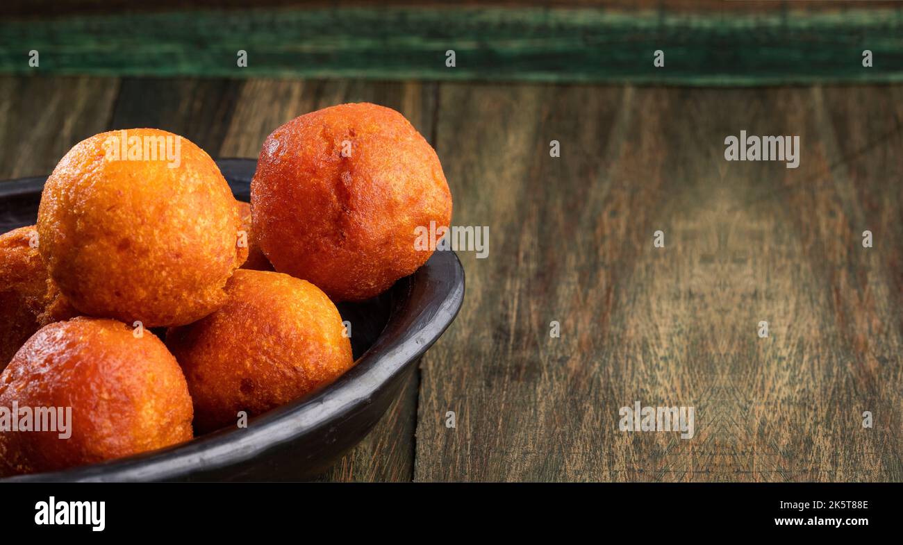 Santuarian buñuelos - Delicious Colombian tradition. Deep fried cheese ...