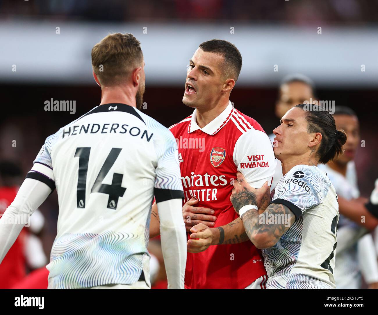 Arsenal liverpool 2022 emirates hi-res stock photography and images - Alamy