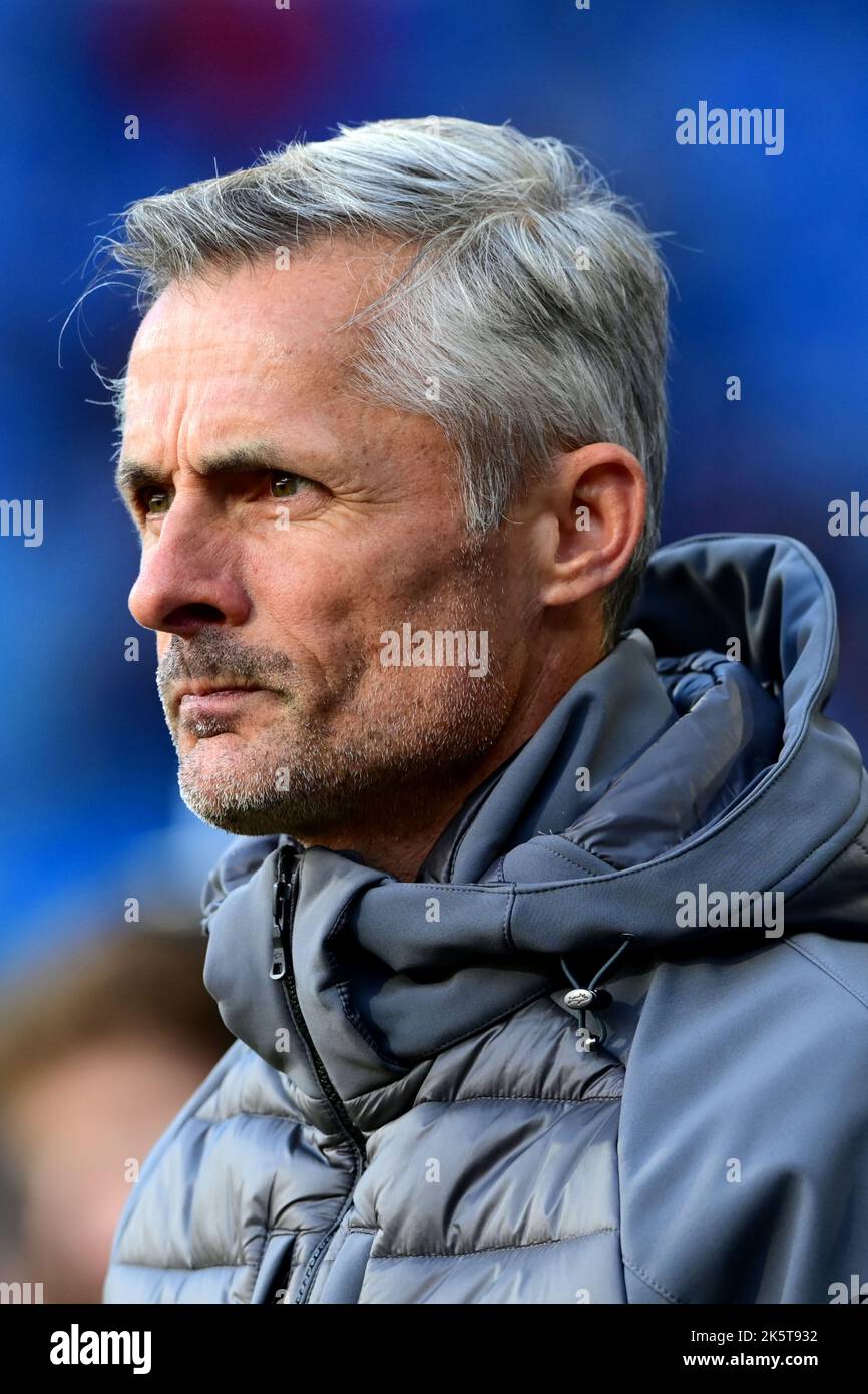 HeereNVEEN - coach Kees van Wonderen during the Dutch Eredivisie match ...