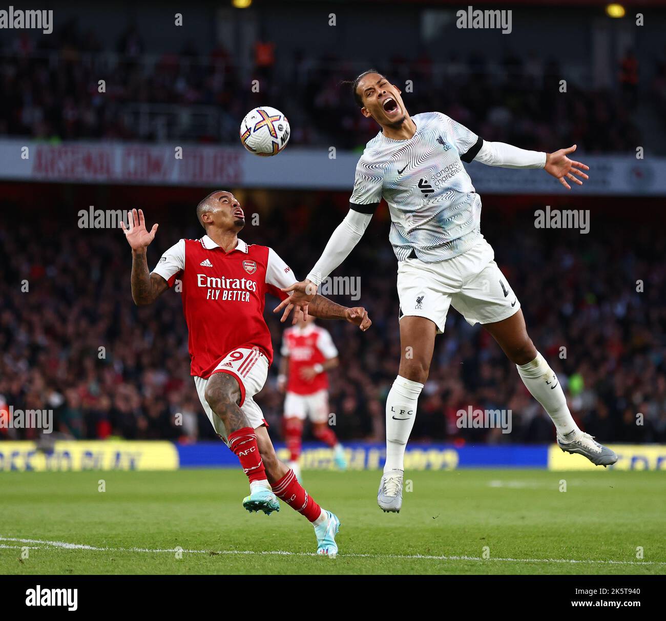 London, UK. 9th Oct, 2022. Gabriel Jesus of Arsenal with Virgil van ...