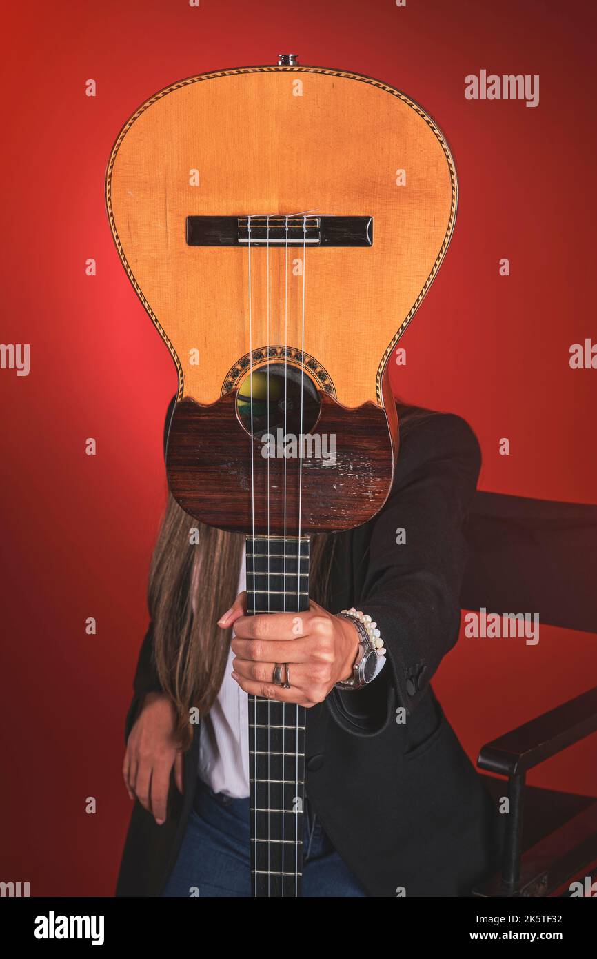 Beautiful venezuelan woman hi-res stock photography and images - Alamy