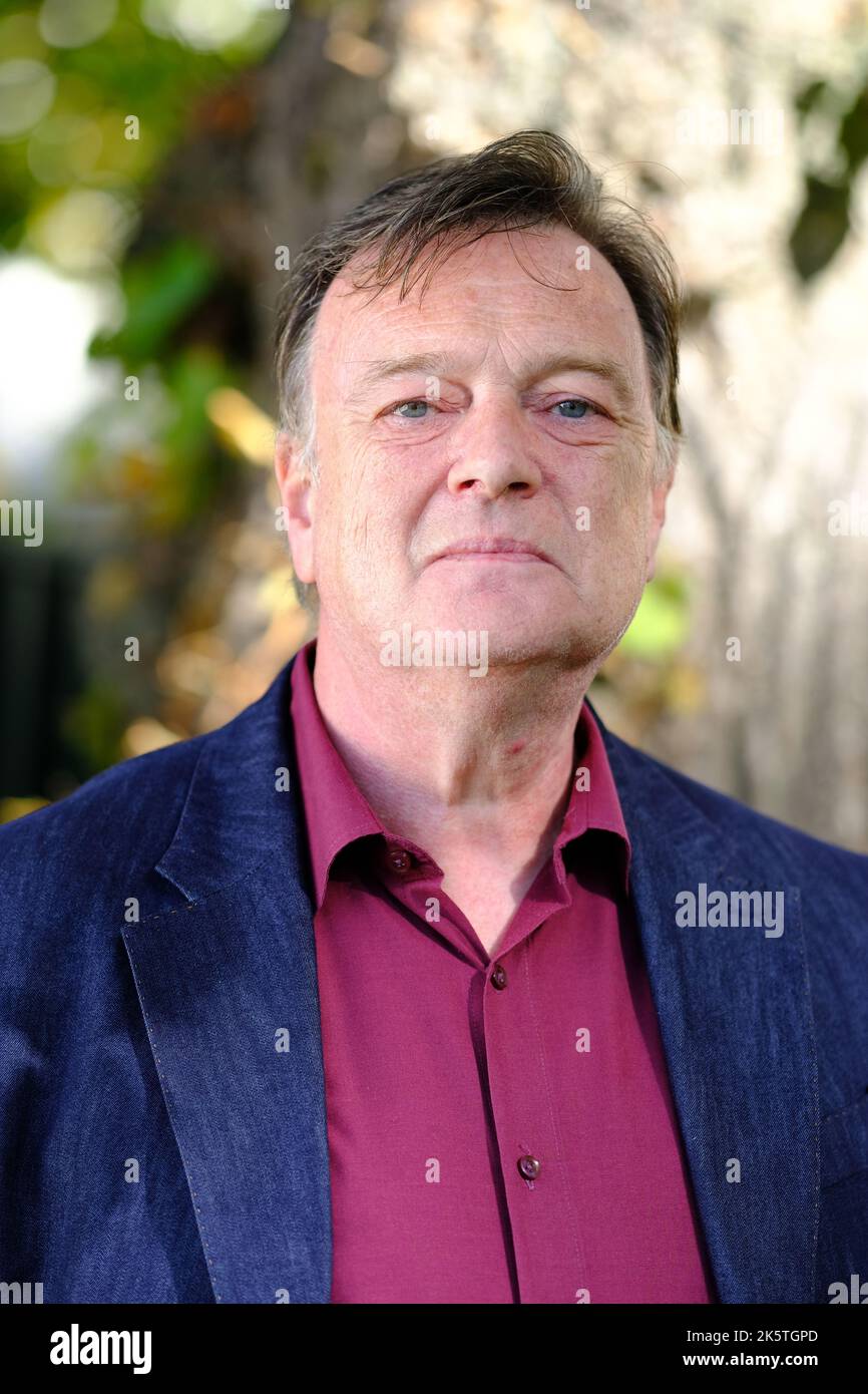 Frank wynne translator hi-res stock photography and images - Alamy