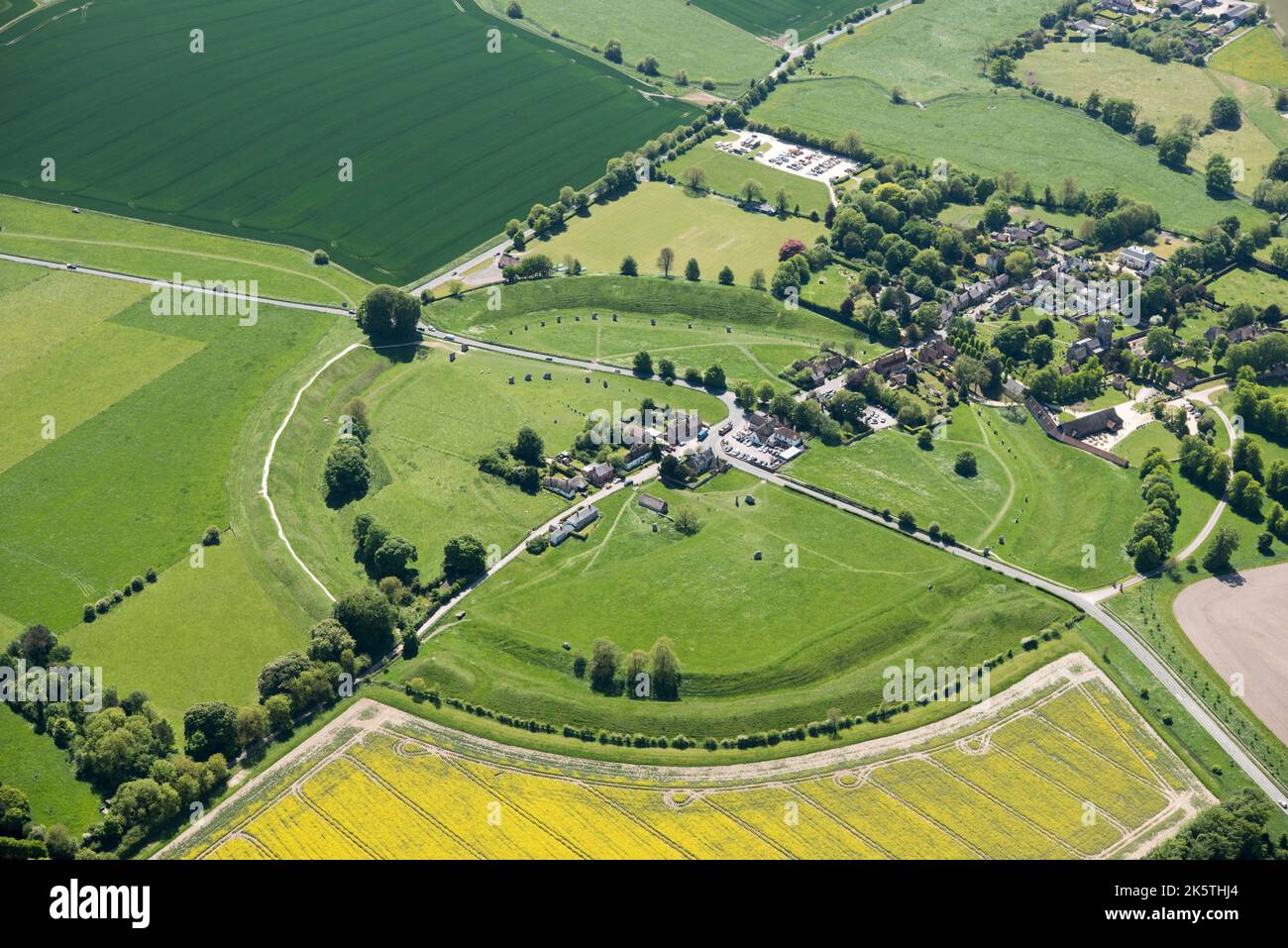 Avebury henge and stone circles, Wiltshire, 2018 Stock Photo - Alamy