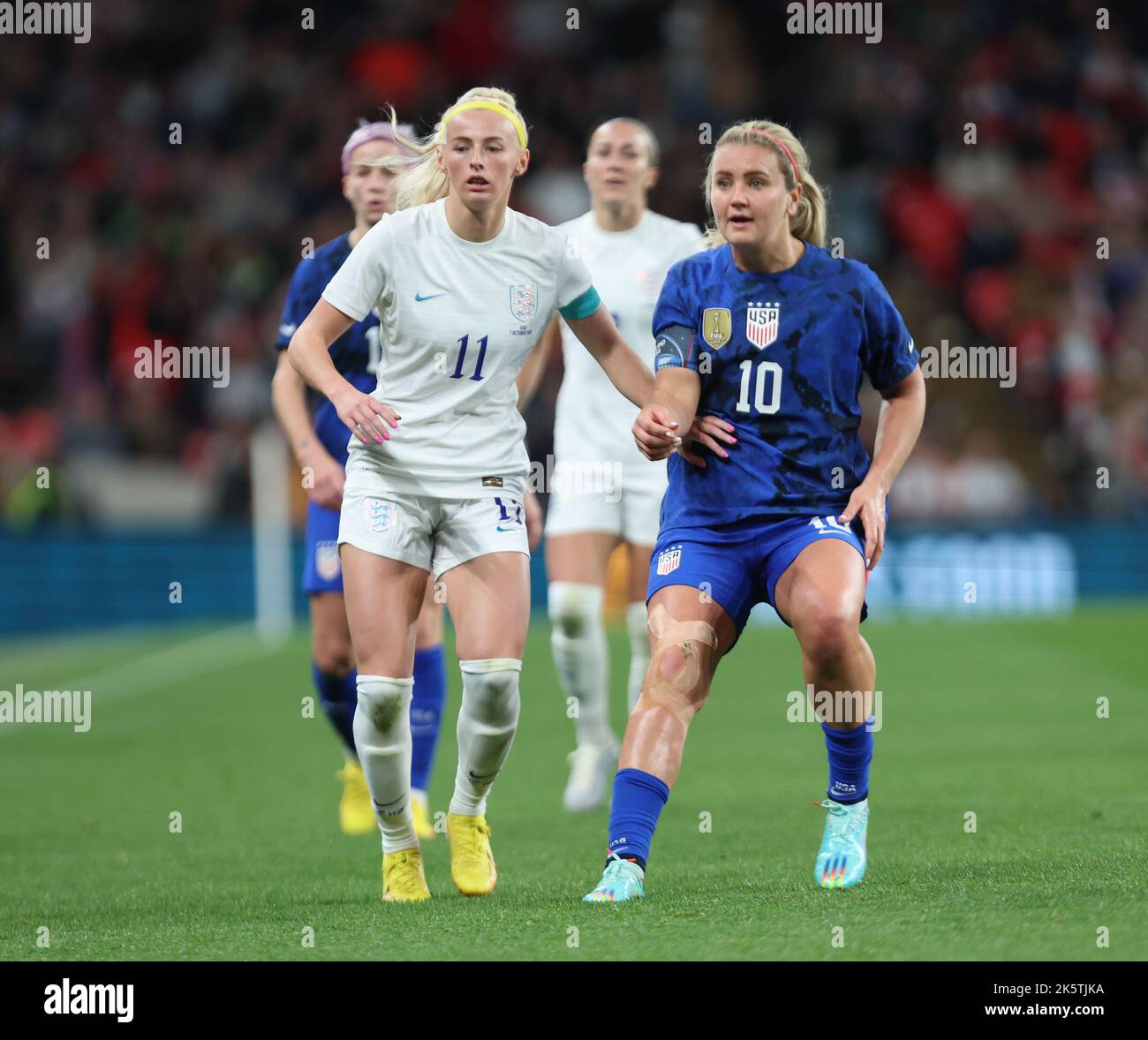 LONDON ENGLAND - OCTOBER 07: L-R Chloe Kelly (Manchester City) of ...