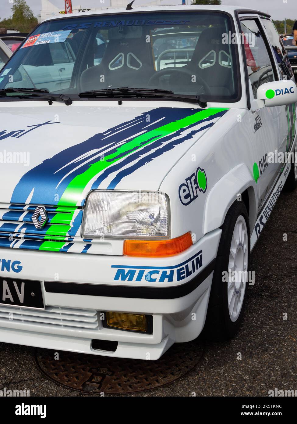 Car circuit nogaro hi-res stock photography and images - Alamy