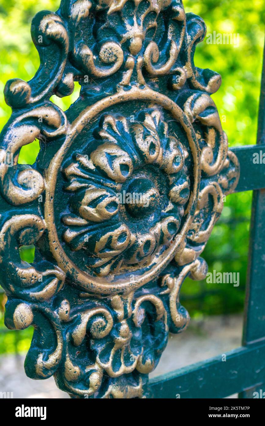 Vintage decorative metal carved element. Bronze baroque ornament ...