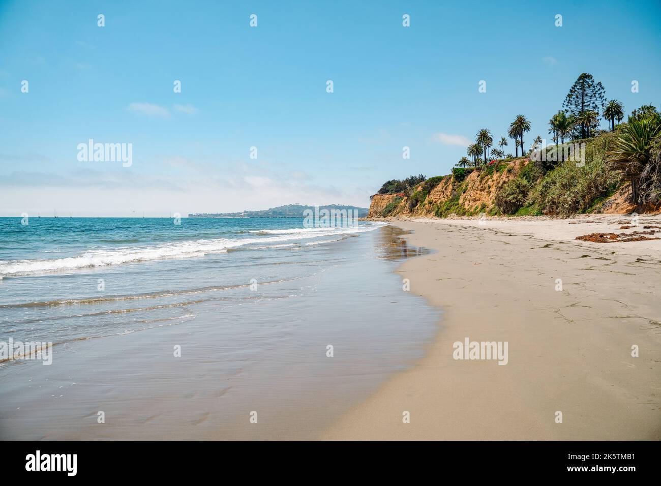 Butterfly beach idyllic holiday in Santa barbara California USA ...