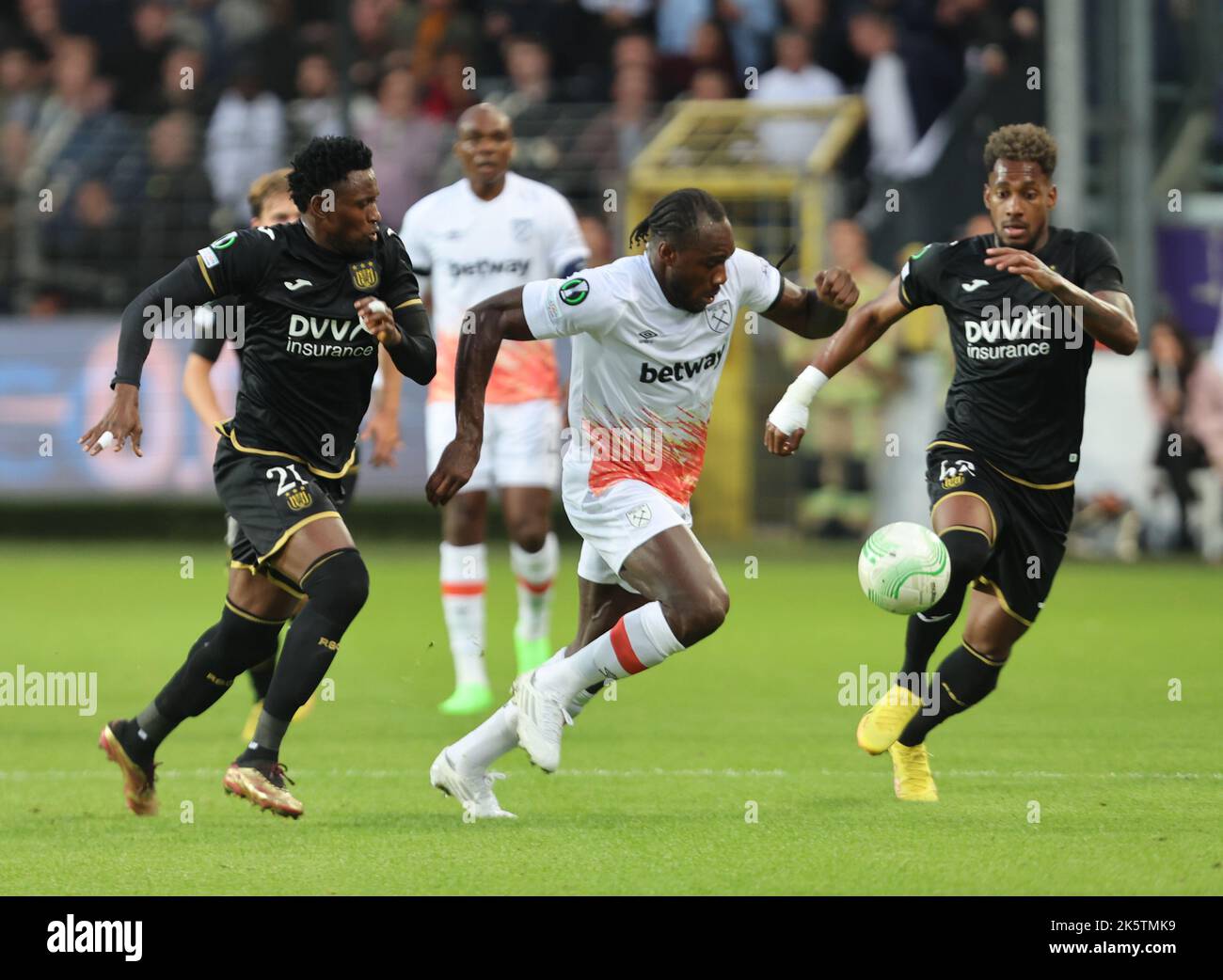 Antonio white hi-res stock photography and images - Alamy