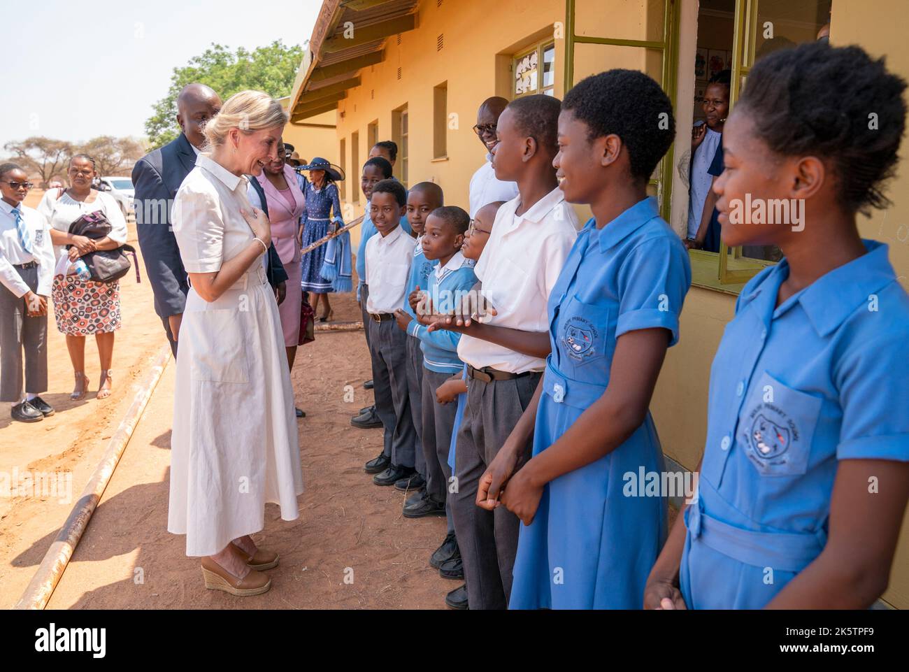 The Countess of Wessex meets children who have participated in the Pono ...