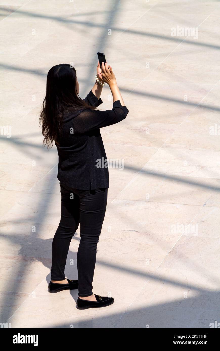 Snapping picture hi-res stock photography and images - Alamy