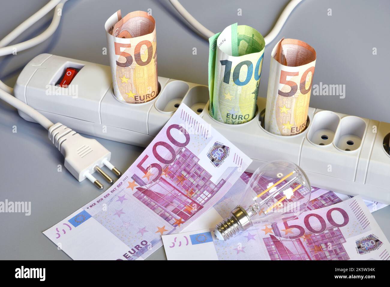 Inserted banknotes hi-res stock photography and images - Alamy