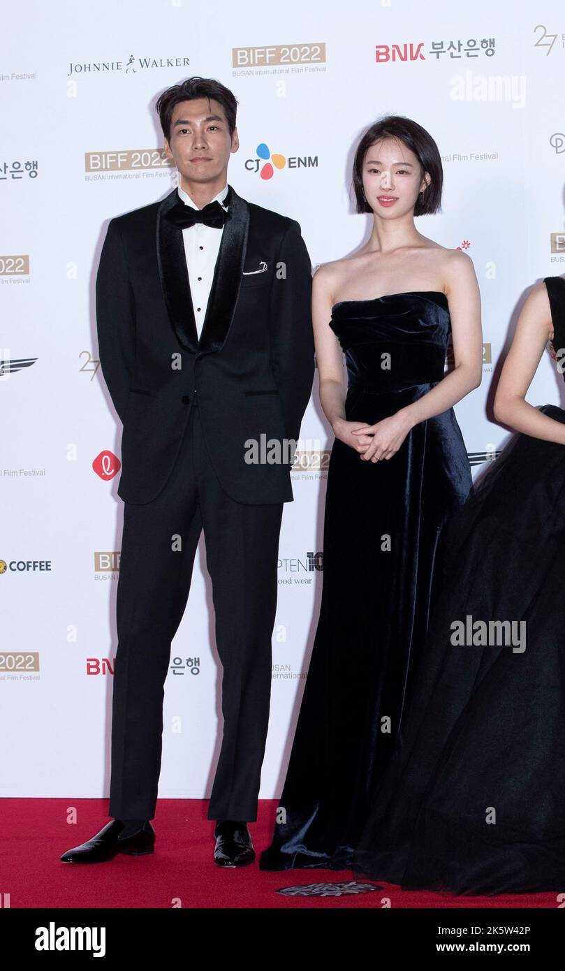 5 October 2022 - Busan, South Korea : (L to R) Actors Kim Young-kwang ...