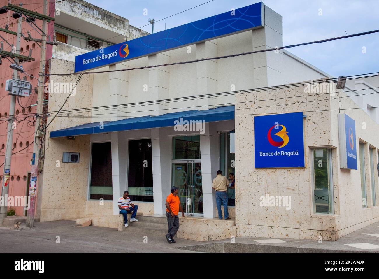 Colombia bank hi-res stock photography and images - Alamy