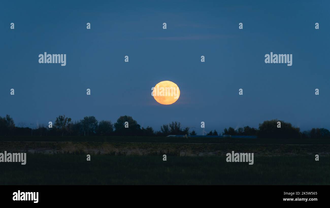 Zeeland silhouette hi-res stock photography and images - Alamy