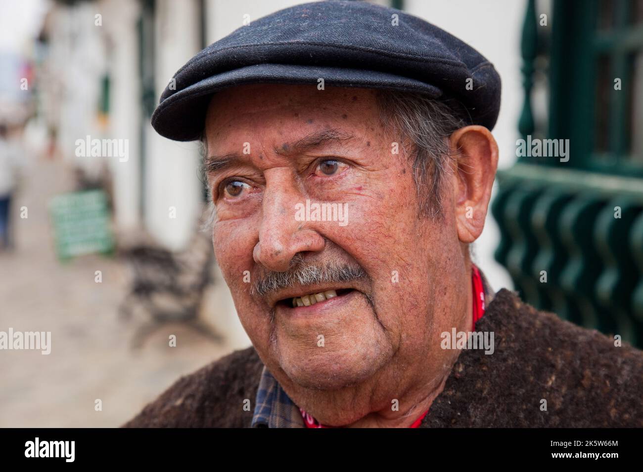 Village old men portraits hi-res stock photography and images - Alamy