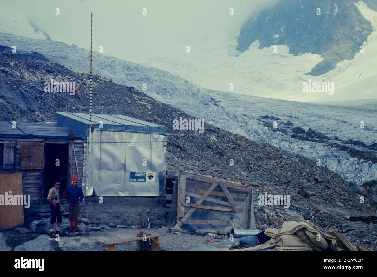 Les conscrits hut, Domes of Miage, Mont-Blanc chain, Haute-Savoie ...