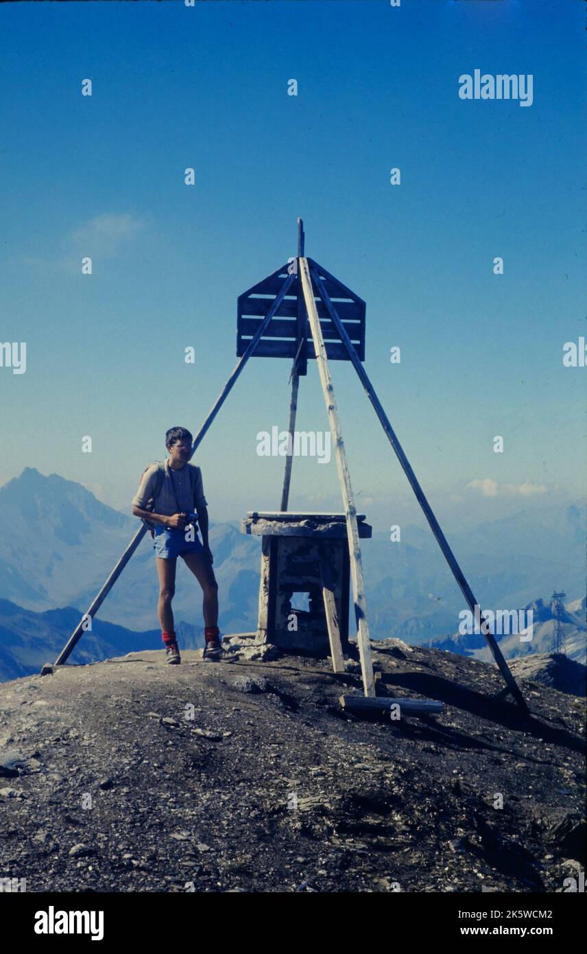 Point geodesique hi-res stock photography and images - Alamy