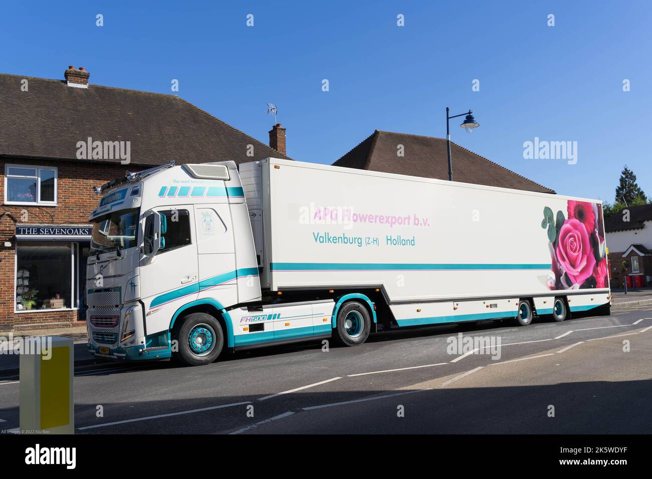 Front side view of APG Flowerexport bv Volkenburg , Holland HGV lorry ...
