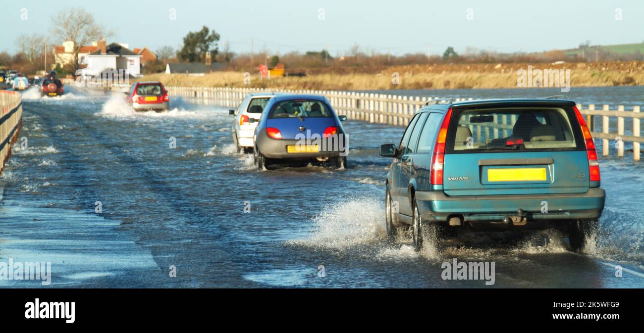 Flood water strood causeway hi-res stock photography and images - Alamy
