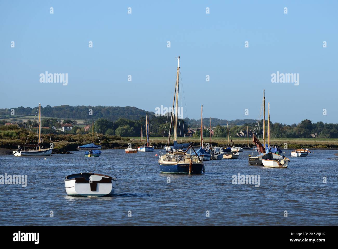 Pictures of burnham overy staithe hi-res stock photography and images ...