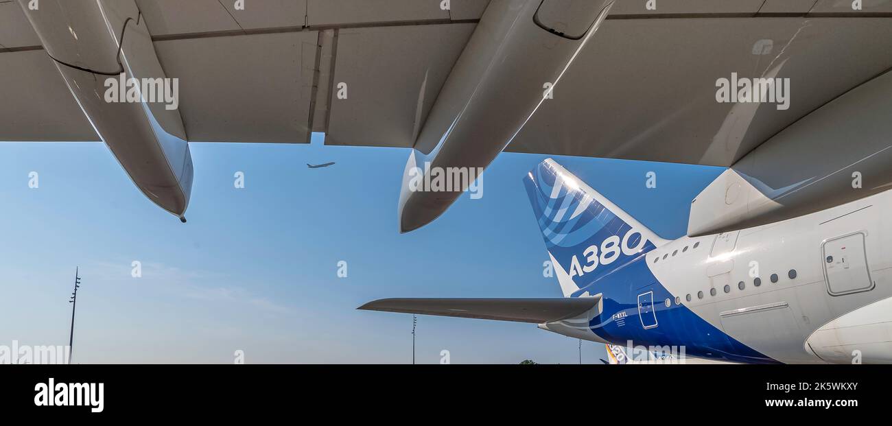View airbus a380 in hi-res stock photography and images - Alamy