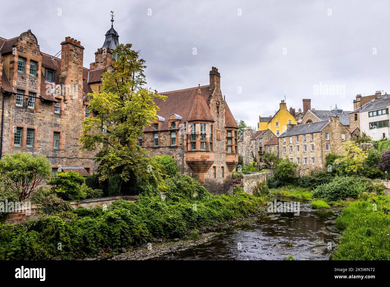Edinburgh dean village winter hi-res stock photography and images - Alamy