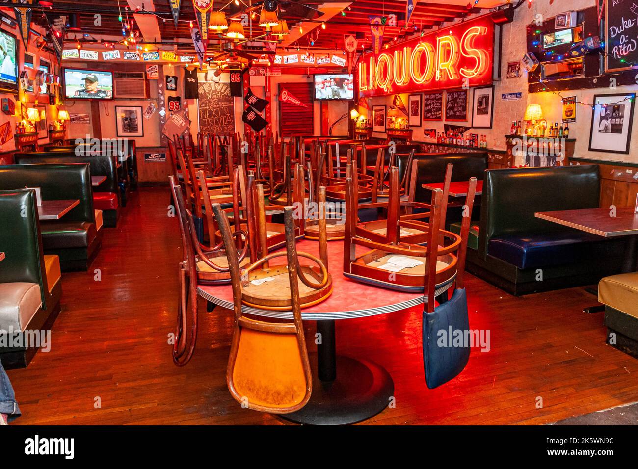 Duke's bar in New York City Stock Photo - Alamy