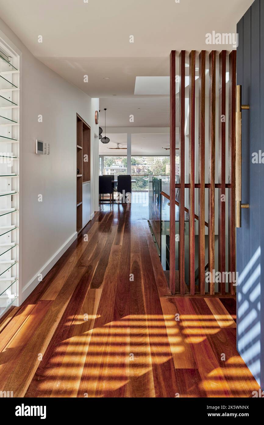 Front entrance hallway looking through to upstairs living space ...