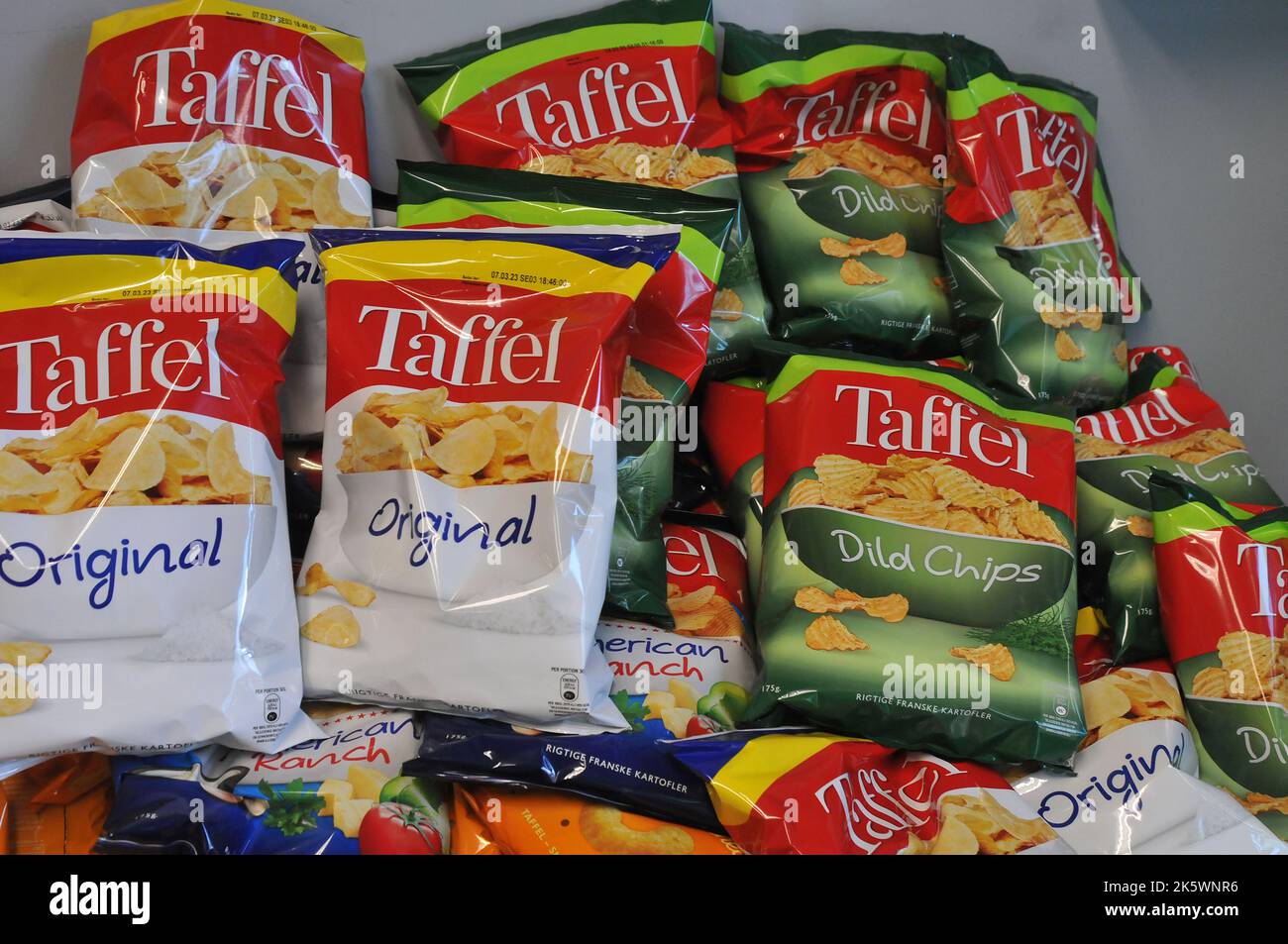 Taffel chips hi-res stock photography and images - Alamy