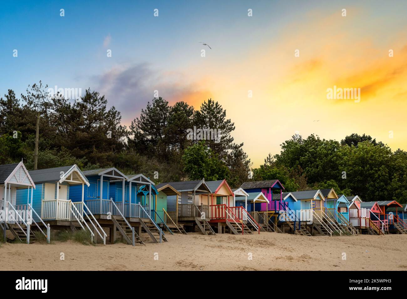 Wells next the sea beach huts hi-res stock photography and images - Alamy