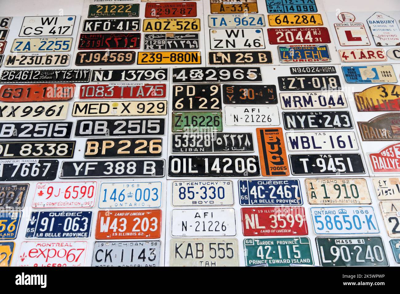 Vehicle number plates hi-res stock photography and images - Alamy