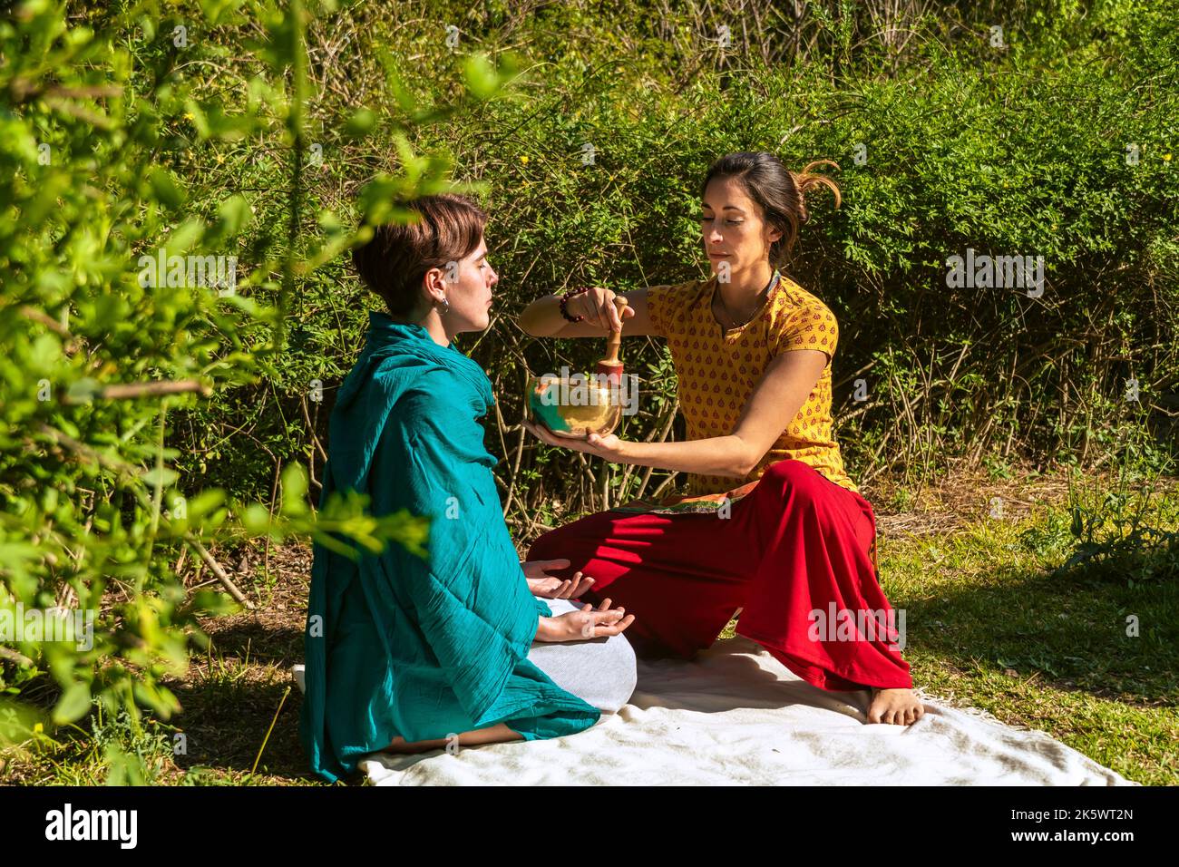 Sound healing hi-res stock photography and images - Alamy