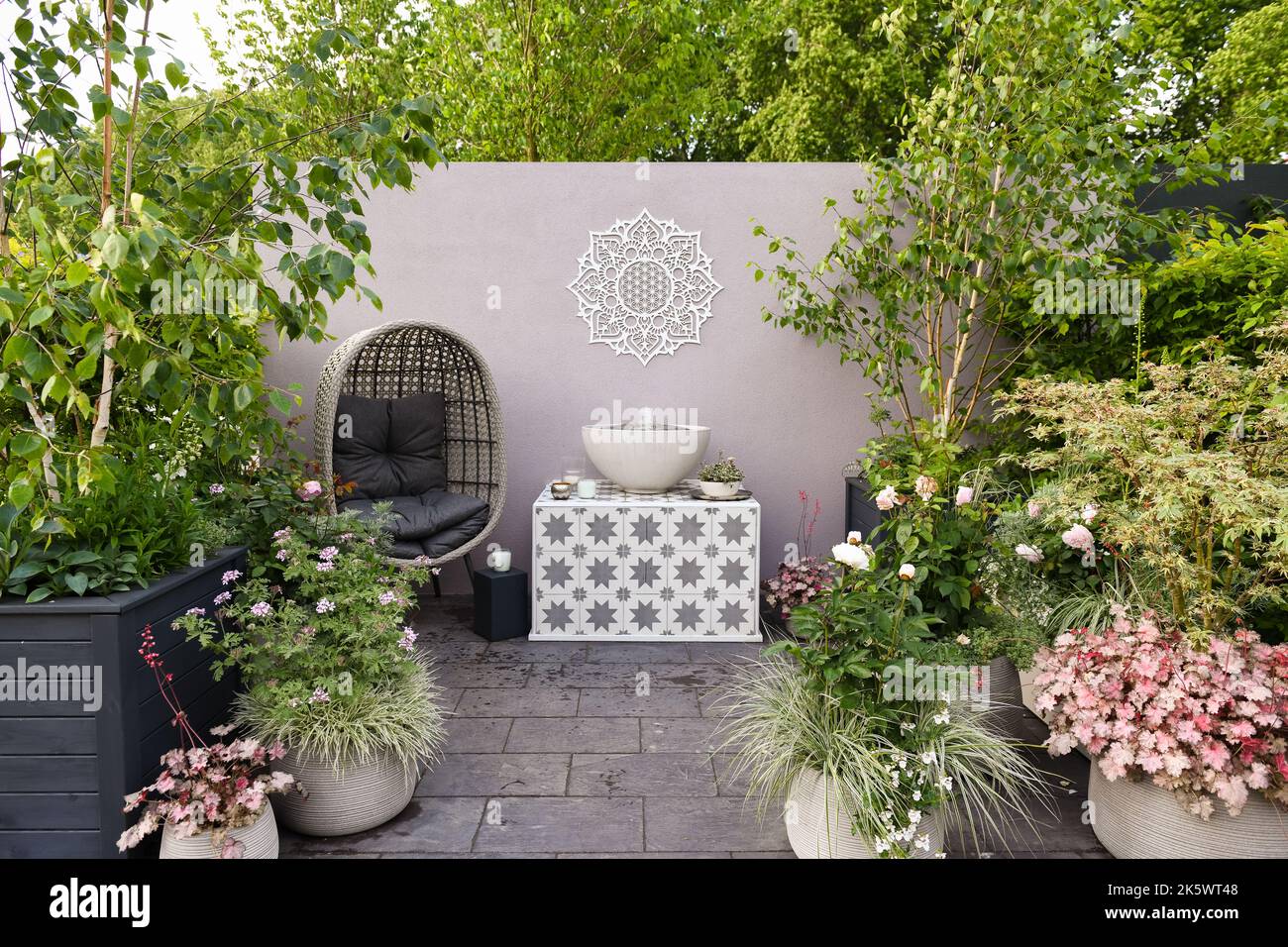 Chelsea Flower Show 2022 Stock Photo - Alamy Chelsea Flower Show 2022 Stock Photo - Alamy