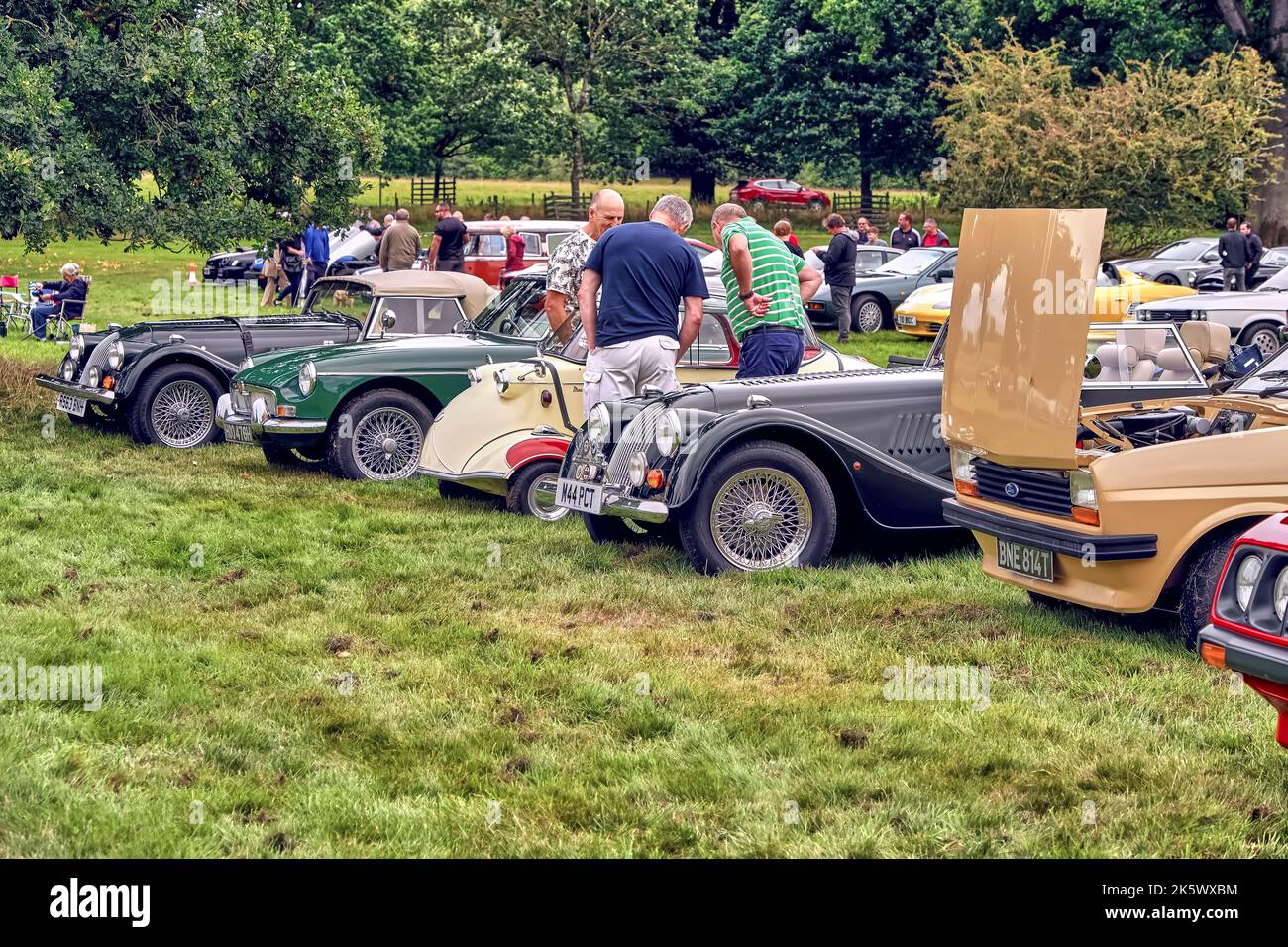 Mgb sports cars hi-res stock photography and images - Alamy