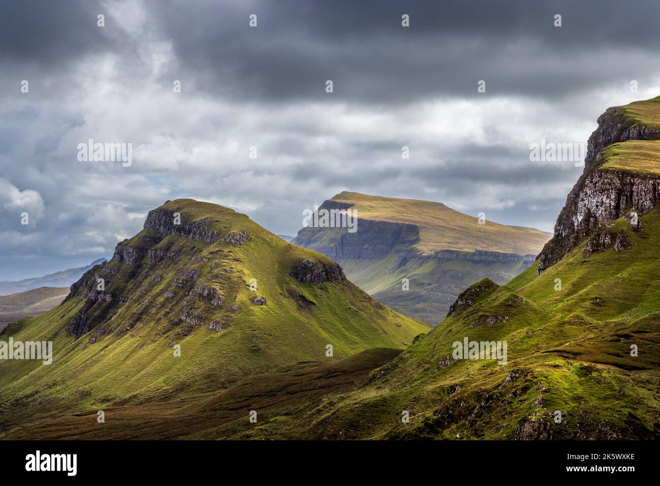 Cleat and the Trotternish Ridge from the Quiraing path, Isle of Sky ...