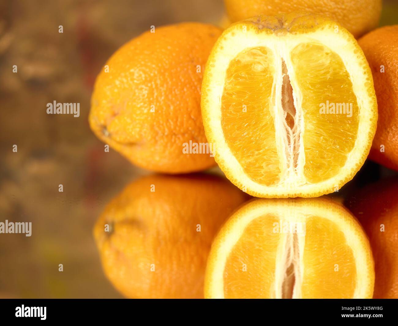 Close up food still-life of sweet oranges Stock Photo - Alamy