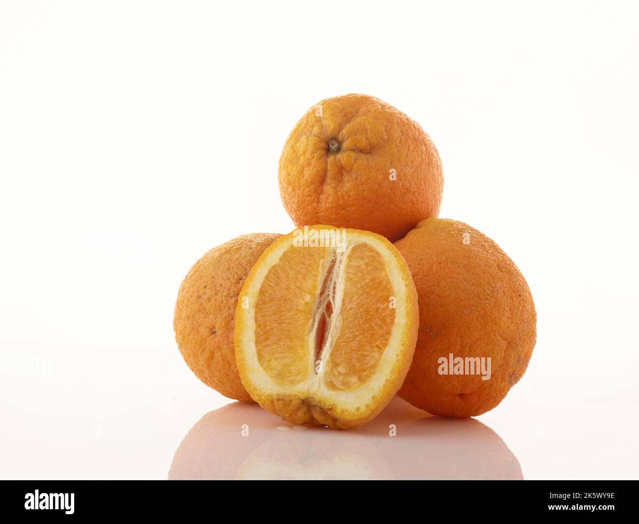 Close up food still-life of sweet oranges Stock Photo - Alamy