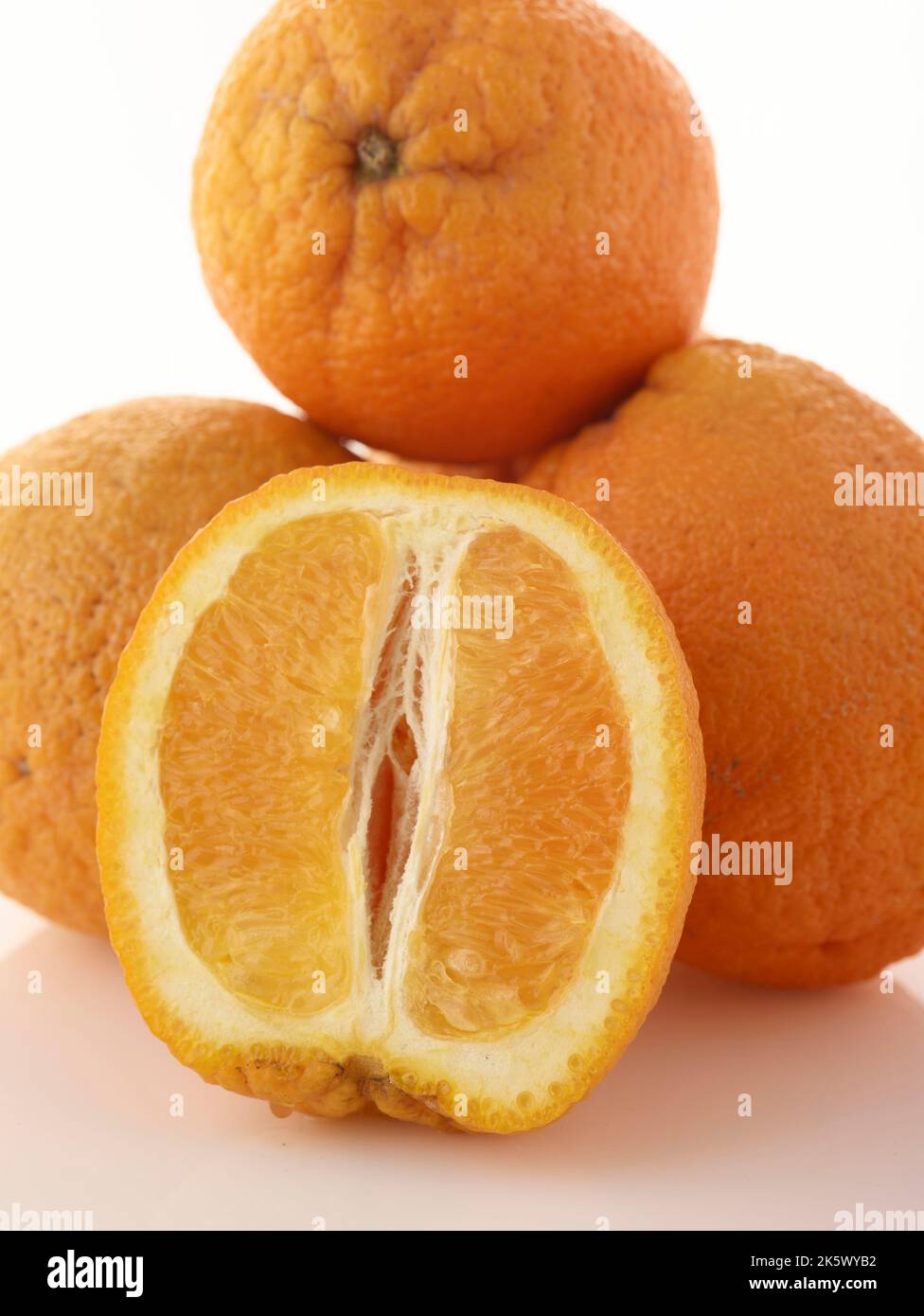 Close up food still-life of sweet oranges Stock Photo - Alamy