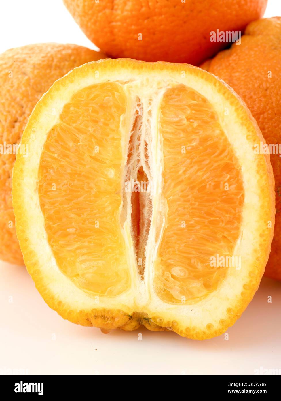 Close up food still-life of sweet oranges Stock Photo - Alamy