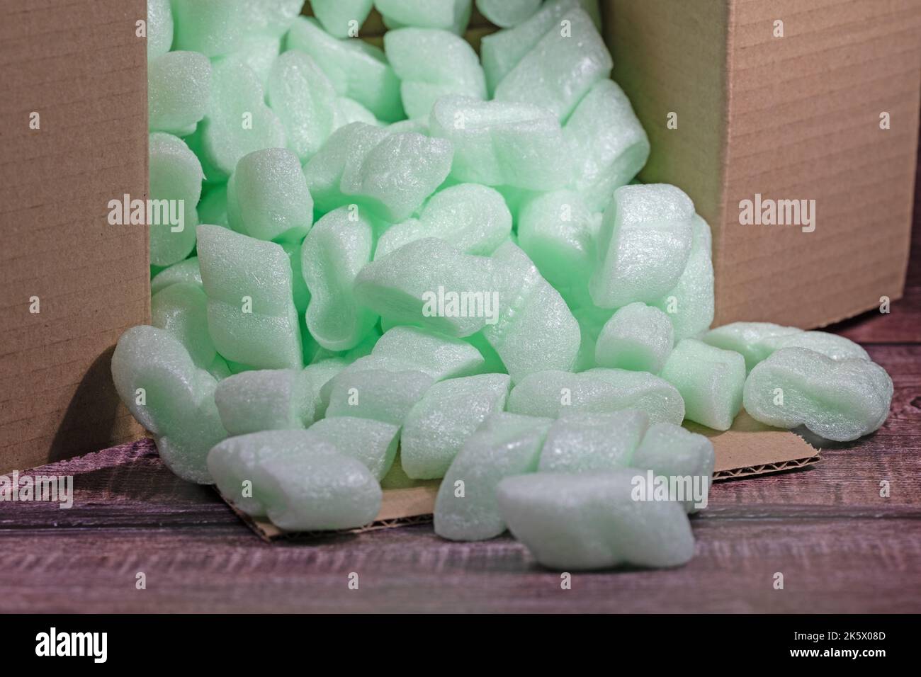 Padding chips hi-res stock photography and images - Alamy