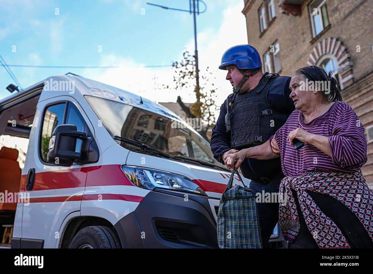 Ukrainian emergency service hi-res stock photography and images - Alamy