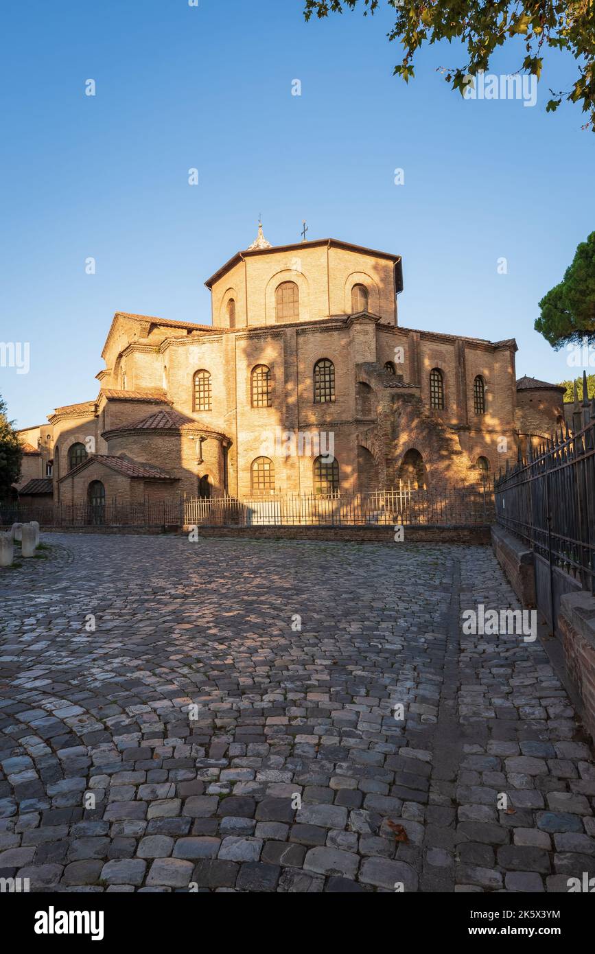 Basilica di San Vitale, one of the most important examples of early ...