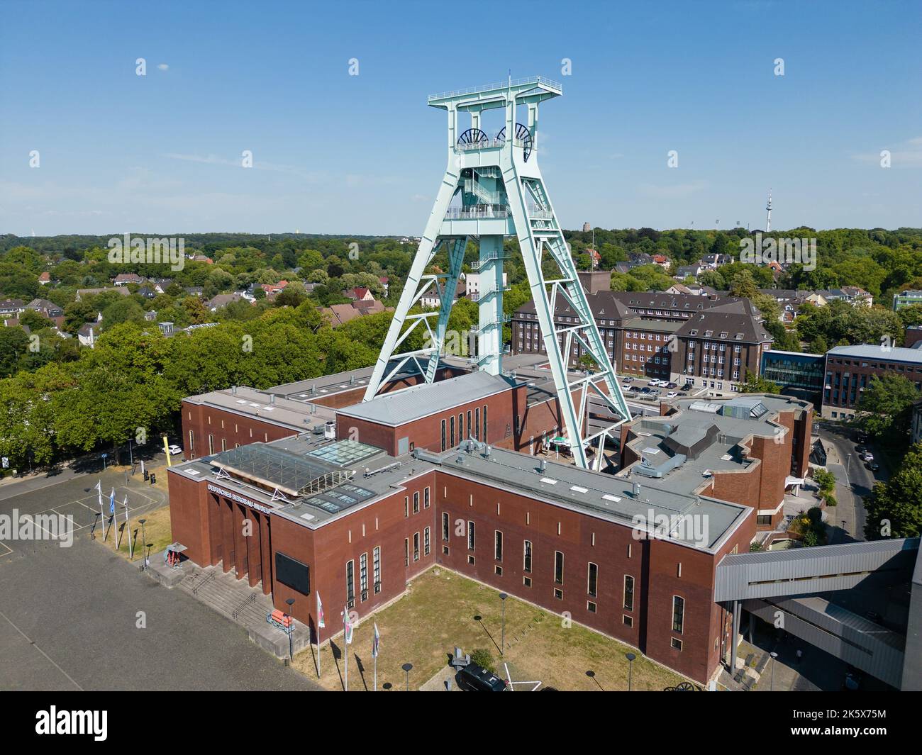 German coal mining museum bochum hi-res stock photography and images ...
