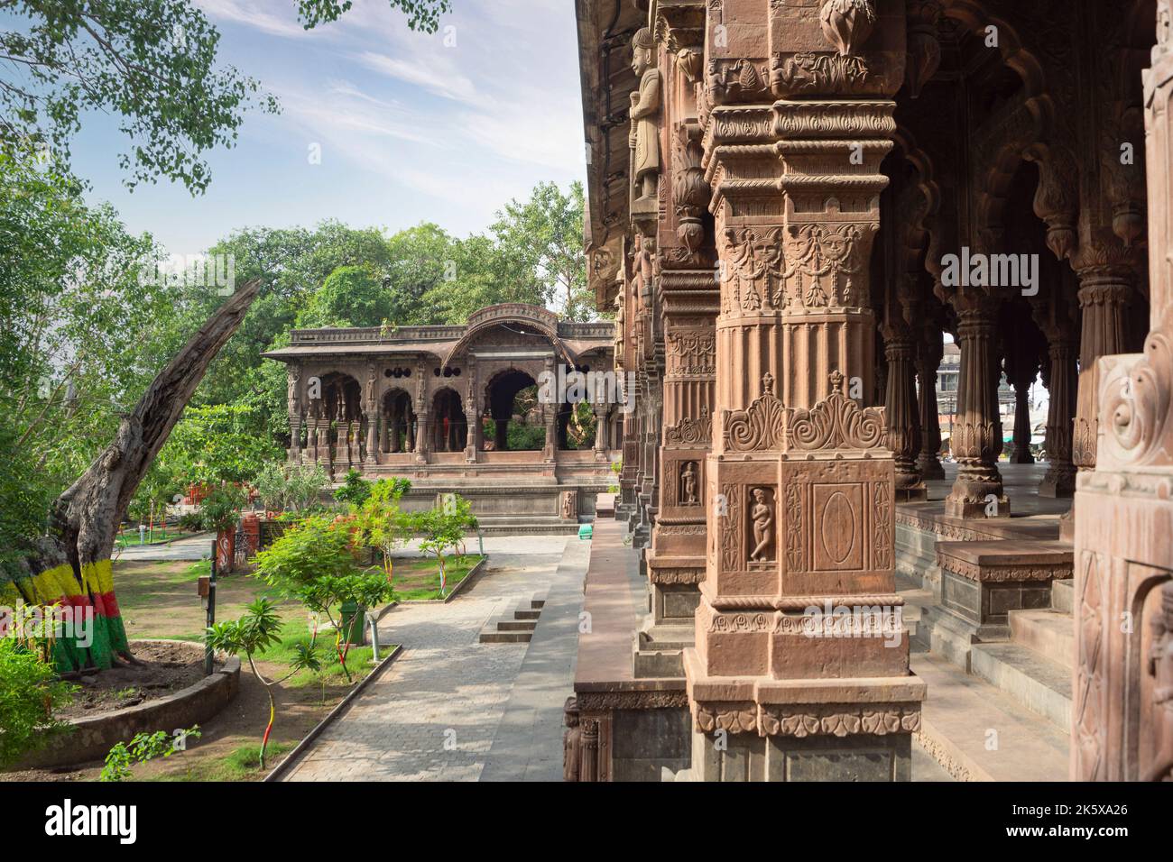 Pillars & Arches of Krishnapura Chhatri, Indore, Madhya Pradesh. Indian ...