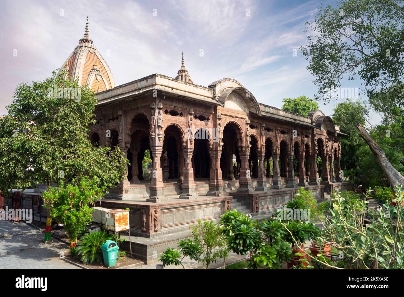 Krishnapura Chhatri, Indore, Madhya Pradesh. Indian Architecture ...