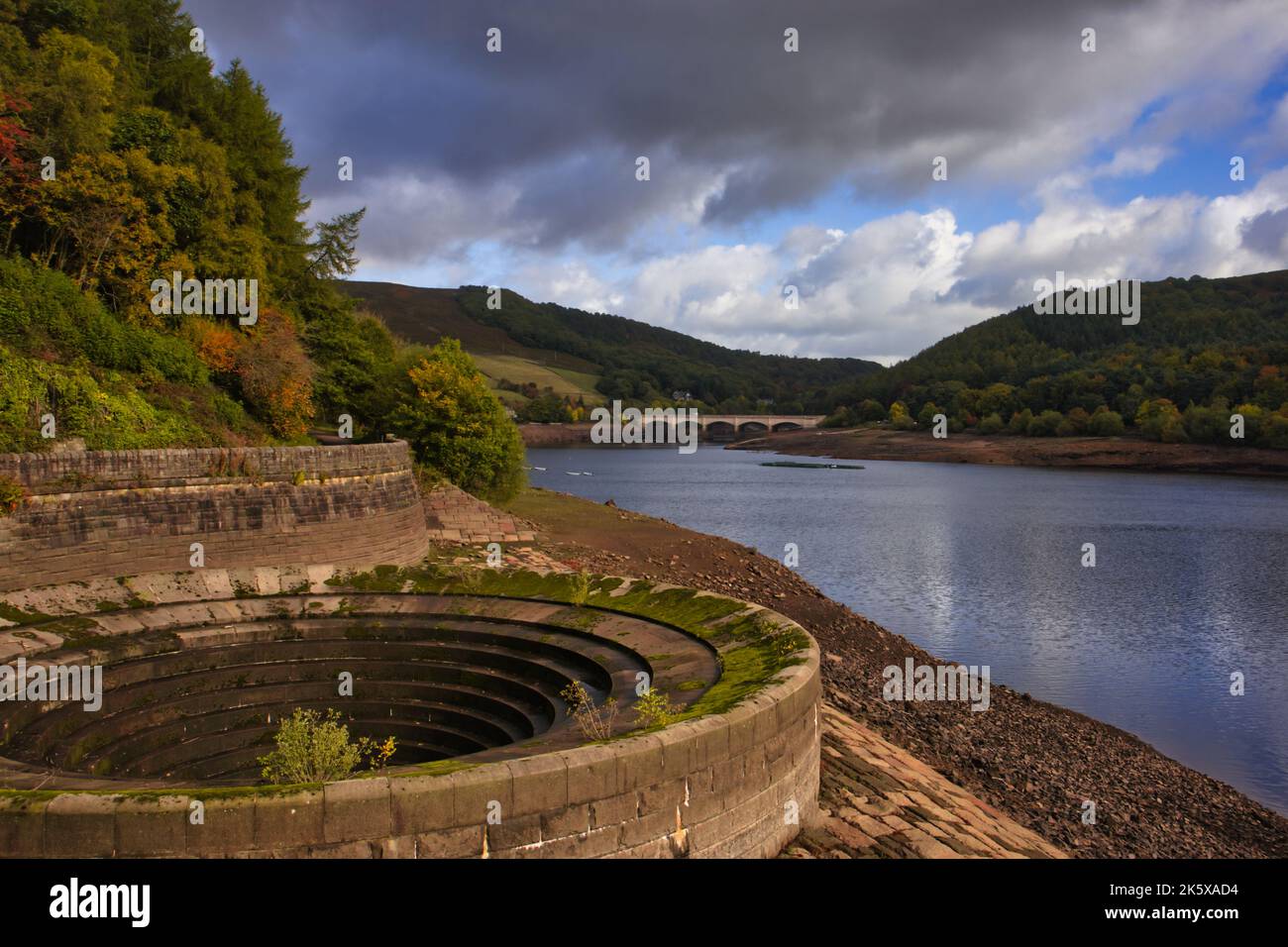 Lady Bower Reservoir in the High peak area of the Peak District, UK ...