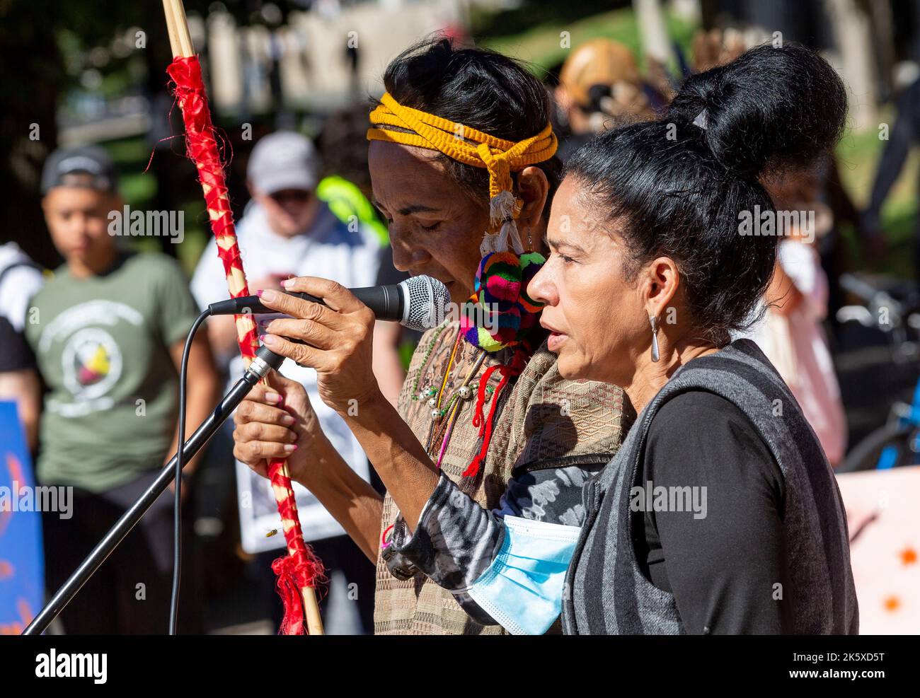 Native american team mascots hi-res stock photography and images - Alamy
