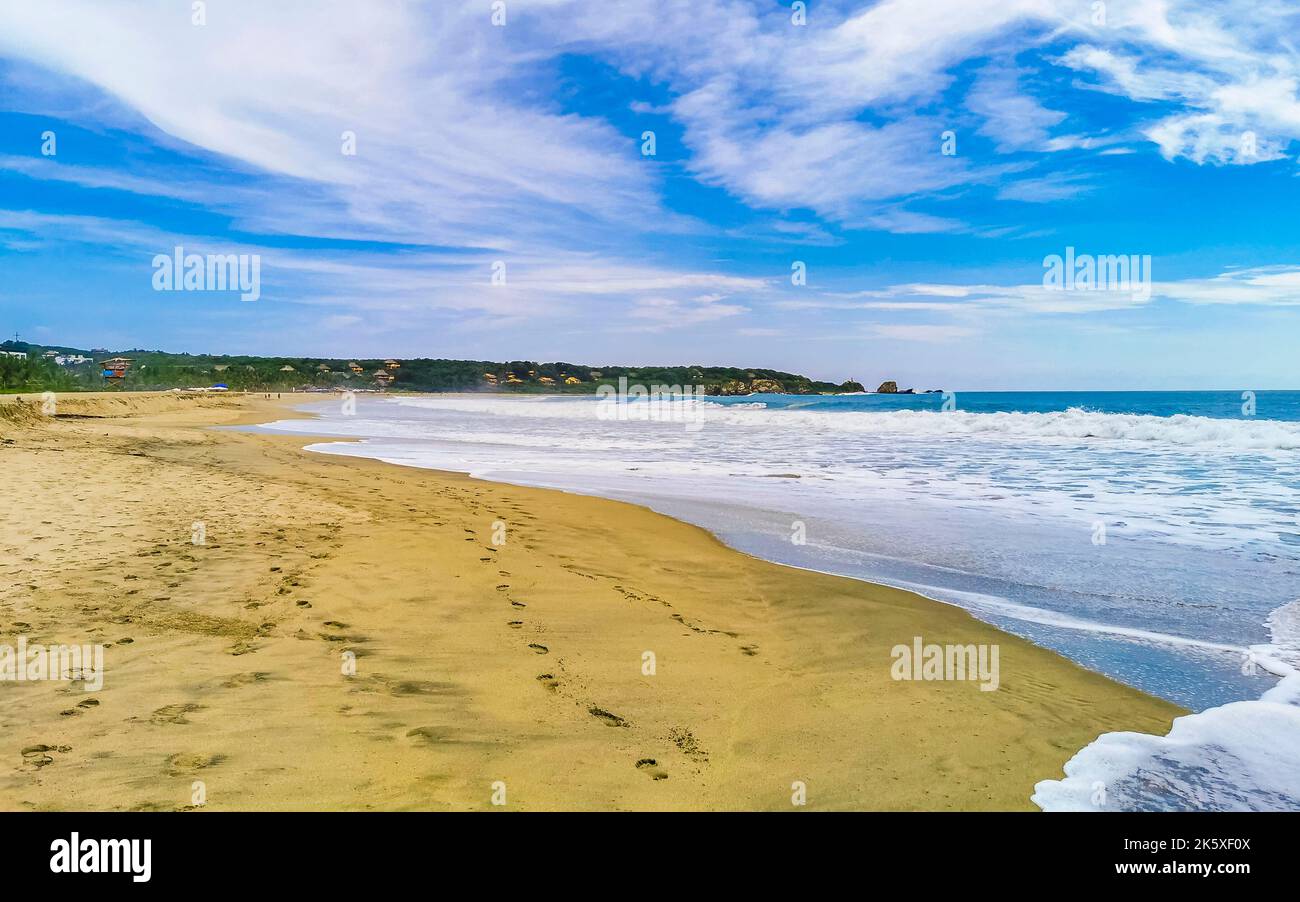 Beach and seascape shore with beautiful huge big surfer waves in ...