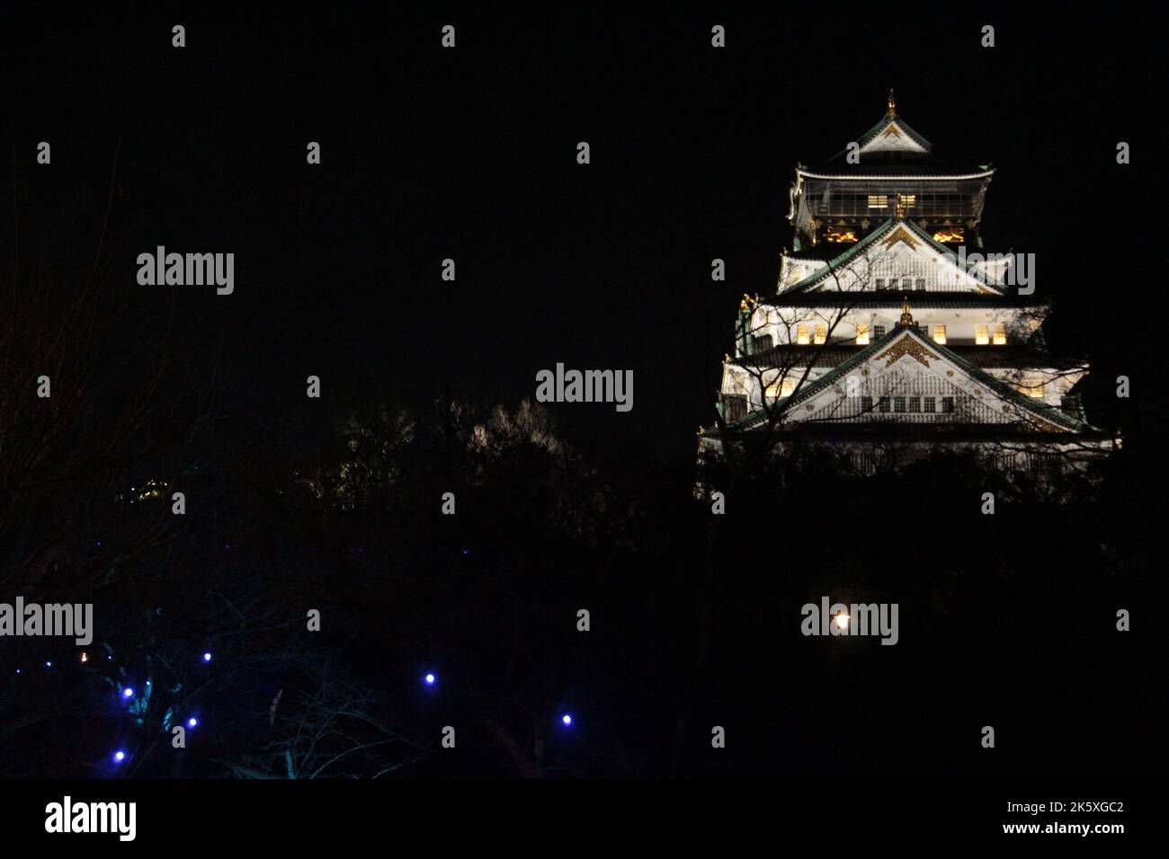 Osaka Castle at Night in 2018 Stock Photo - Alamy